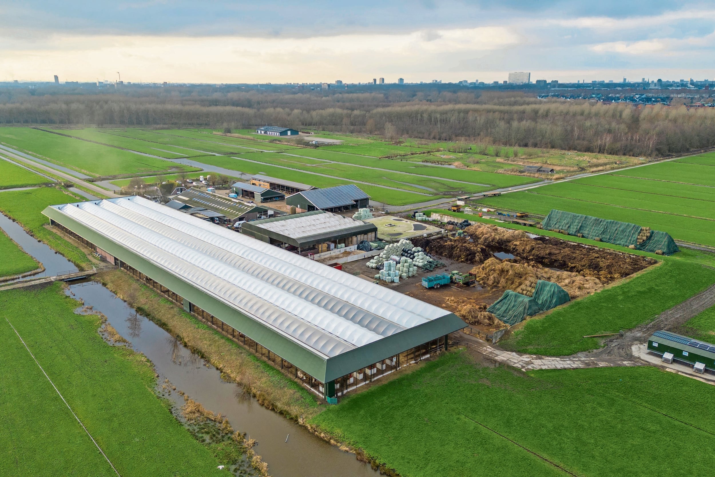 CBS: weinig armoe bij boeren, inkomens bovengemiddeld - Boerderij