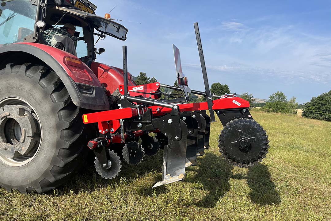 Tsjechische SMS levert Talon Green-graslandwoeler - Boerderij